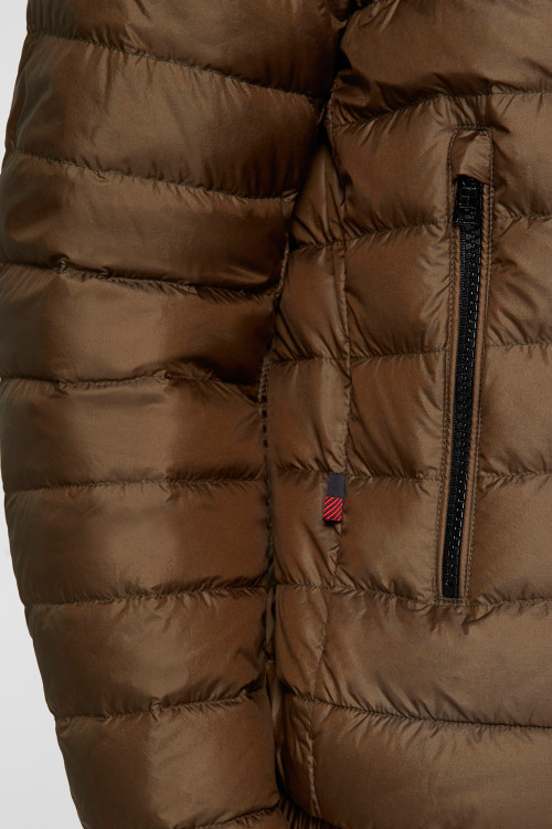 Men's down jackets: lightweight and quilted | Woolrich | Woolrich
